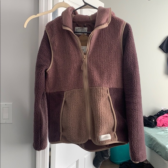 REI | Jackets & Coats | Nwt Rei Peppercorn Colorblock Sherpa Sweater ...